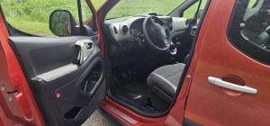 Sarkans Peugeot Partner 2009 Viļņa, ar dzinēja tilpumu 1.56 L un nobraukumu 310 tūkst. km par 4380 €, foto 11 vietnē AUTOMOTO.COM.LV
