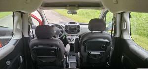 Sarkans Peugeot Partner 2009 Viļņa, ar dzinēja tilpumu 1.56 L un nobraukumu 310 tūkst. km par 4380 €, foto 15 vietnē AUTOMOTO.COM.LV