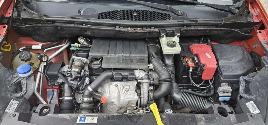Sarkans Peugeot Partner 2009 Viļņa, ar dzinēja tilpumu 1.56 L un nobraukumu 310 tūkst. km par 4380 €, foto 21 vietnē AUTOMOTO.COM.LV