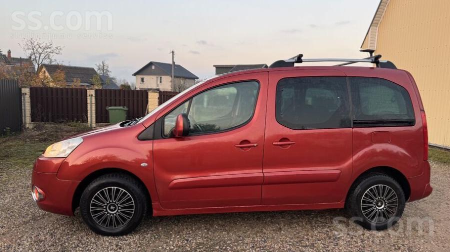 Sarkans Peugeot Partner 2009 Rēzekne, ar dzinēja tilpumu 1.60 L un nobraukumu 388 tūkst. km par 2250 €, foto 3 vietnē AUTOMOTO.COM.LV