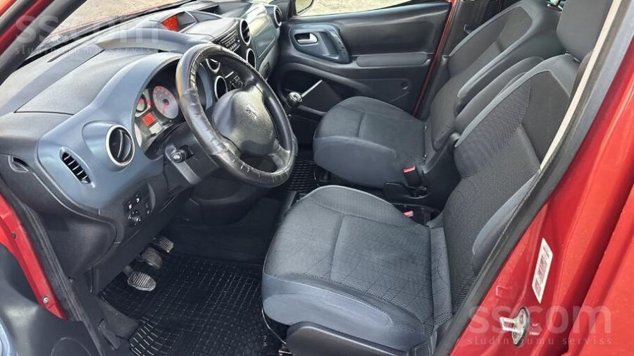 Sarkans Peugeot Partner 2009 Rēzekne, ar dzinēja tilpumu 1.60 L un nobraukumu 388 tūkst. km par 2250 €, foto 8 vietnē AUTOMOTO.COM.LV