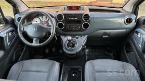 Sarkans Peugeot Partner 2009 Rēzekne, ar dzinēja tilpumu 1.60 L un nobraukumu 388 tūkst. km par 2250 €, foto 10 vietnē AUTOMOTO.COM.LV