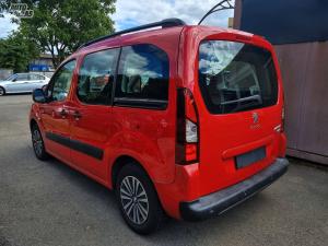 Sarkans Peugeot Partner 2014 Ukmergė, ar dzinēja tilpumu 1.60 L un nobraukumu 290 tūkst. km par 4500 €, foto 4 vietnē AUTOMOTO.COM.LV