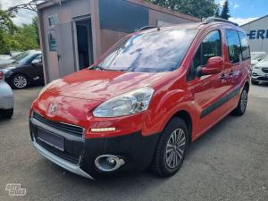 Red Peugeot Partner 2014 in Ukmerge, with an engine capacity of 1.60 L and mileage of 294 thousand km for 4200 €, photo 1 on AUTOMOTO.COM.LV