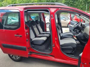 Sarkans Peugeot Partner 2014 Ukmergė, ar dzinēja tilpumu 1.60 L un nobraukumu 294 tūkst. km par 4200 €, foto 12 vietnē AUTOMOTO.COM.LV