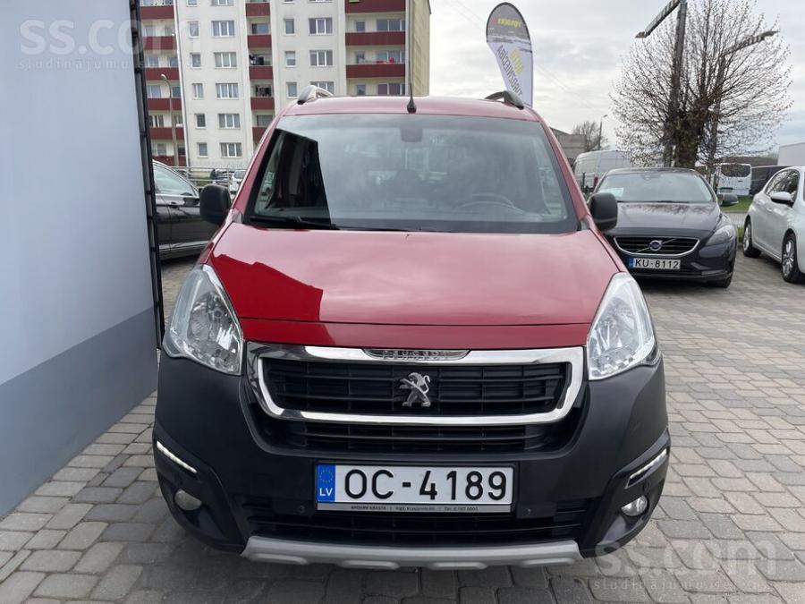 Sarkans Peugeot Partner 2016 Talsi, ar dzinēja tilpumu 1.60 L un nobraukumu 267 tūkst. km par 4990 €, foto 27 vietnē AUTOMOTO.COM.LV