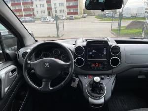 Красный Пежо Partner 2016 в Рига, объемом двигателя 1.60 л и пробегом 267 тыс. км за 4990 €, фото 19 на AUTOMOTO.COM.LV