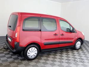 Красный Пежо Partner 2009 в Таллин, объемом двигателя 1.60 л и пробегом 315 тыс. км за 1699 €, фото 4 на AUTOMOTO.COM.LV