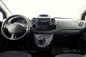 Красный Пежо Partner 2009 в Таллин, объемом двигателя 1.60 л и пробегом 315 тыс. км за 1699 €, фото 6 на AUTOMOTO.COM.LV