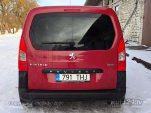 Sarkans Peugeot Partner 2010 Tallina, ar dzinēja tilpumu 1.60 L un nobraukumu 230 tūkst. km par 2998 €, foto 6 vietnē AUTOMOTO.COM.LV