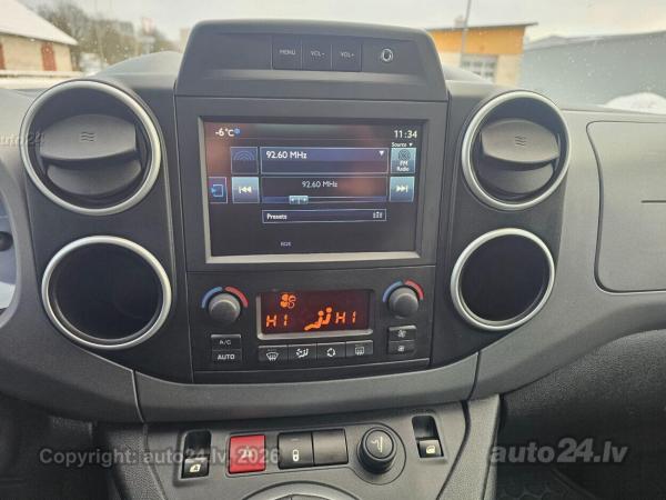 Sarkans Peugeot Partner 2016 Paide, ar dzinēja tilpumu 1.60 L un nobraukumu 138 tūkst. km par 7650 €, foto 11 vietnē AUTOMOTO.COM.LV