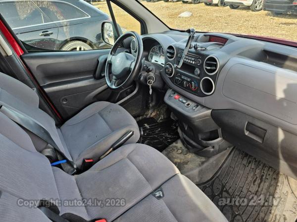 Sarkans Peugeot Partner 2017 Tartu, ar dzinēja tilpumu 1.60 L un nobraukumu 208 tūkst. km par 4490 €, foto 11 vietnē AUTOMOTO.COM.LV