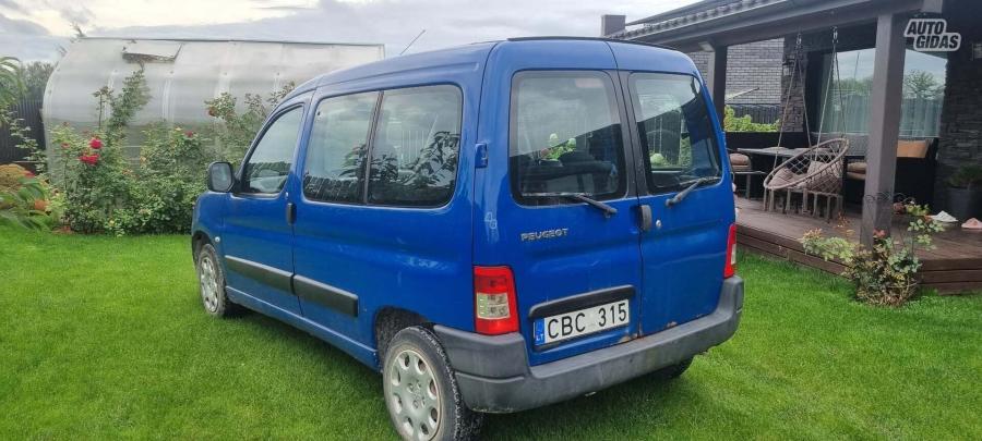 Peugeot Partner 2006 Panevēža, ar dzinēja tilpumu 1.90 L un nobraukumu 203 tūkst. km par 1000 €, foto 5 vietnē AUTOMOTO.COM.LV