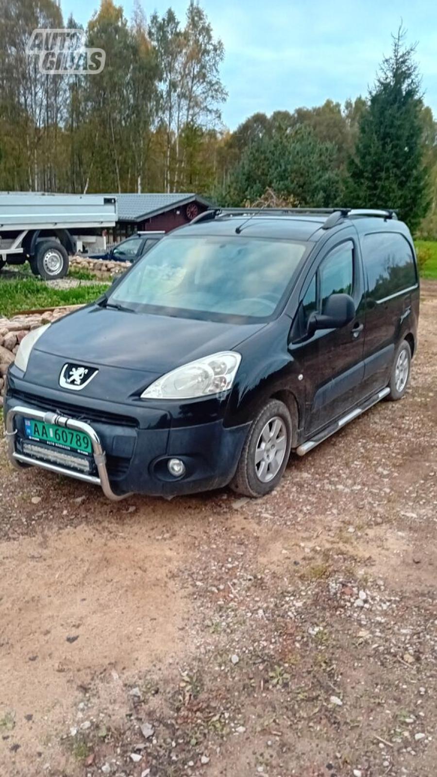 Peugeot Partner 2013 in Vilnius, with an engine capacity of 1.60 L and mileage of 245 thousand km for 1500 €, photo 1 on AUTOMOTO.COM.LV