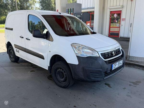Balts Peugeot Partner 2017 Kauņa, ar dzinēja tilpumu 0.00 L un nobraukumu 154 tūkst. km par 5850 €, foto 8 vietnē AUTOMOTO.COM.LV