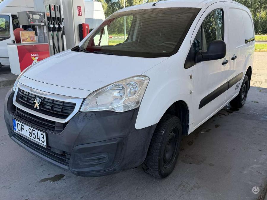 Balts Peugeot Partner 2017 Kauņa, ar dzinēja tilpumu 0.00 L un nobraukumu 154 tūkst. km par 5850 €, foto 10 vietnē AUTOMOTO.COM.LV