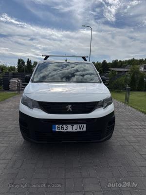 White Peugeot Partner 2020 in Tallinn, with an engine capacity of 1.50 L and mileage of 206 thousand km for 7900 €, photo 4 on AUTOMOTO.COM.LV