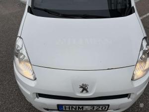 White Peugeot Partner 2014 in Vilnius, with an engine capacity of 1.56 L and mileage of 343 thousand km for 3146 €, photo 27 on AUTOMOTO.COM.LV