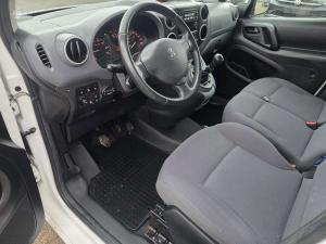 Balts Peugeot Partner 2014 Marijampole, ar dzinēja tilpumu 1.56 L un nobraukumu 239 tūkst. km par 3750 €, foto 7 vietnē AUTOMOTO.COM.LV