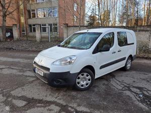 White Peugeot Partner 2016 in Alytus, with an engine capacity of 1.60 L and mileage of 318 thousand km for 3200 €, photo  on AUTOMOTO.COM.LV