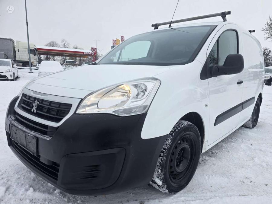 Balts Peugeot Partner 2016 Marijampole, ar dzinēja tilpumu 1.56 L un nobraukumu 211 tūkst. km par 3850 €, foto 1 vietnē AUTOMOTO.COM.LV