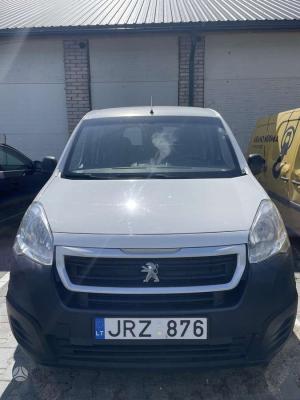 White Peugeot Partner 2017 in Kaunas, with an engine capacity of 1.56 L and mileage of 263 thousand km for 4700 €, photo  on AUTOMOTO.COM.LV