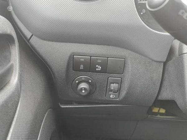 Balts Peugeot Partner 2018 Viļņa, ar dzinēja tilpumu 1.56 L un nobraukumu 179 tūkst. km par 2800 €, foto 6 vietnē AUTOMOTO.COM.LV