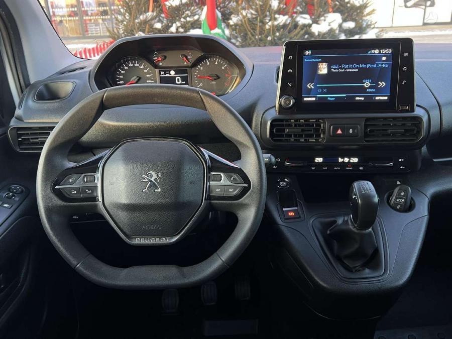 Balts Peugeot Partner 2019 Panevēža, ar dzinēja tilpumu 1.50 L un nobraukumu 136 tūkst. km par 8000 €, foto 13 vietnē AUTOMOTO.COM.LV