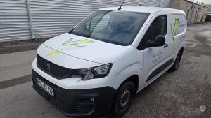 White Peugeot Partner 2019 in Telschi, with an engine capacity of 1.56 L and mileage of 197 thousand km for 5900 €, photo  on AUTOMOTO.COM.LV