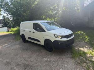 White Peugeot Partner 2019 in Taurage, with an engine capacity of 1.50 L and mileage of 310 thousand km for 4800 €, photo 4 on AUTOMOTO.COM.LV