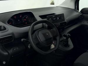 Balts Peugeot Partner 2019 Viļņa, ar dzinēja tilpumu 1.56 L un nobraukumu 248 tūkst. km par 6590 €, foto 10 vietnē AUTOMOTO.COM.LV