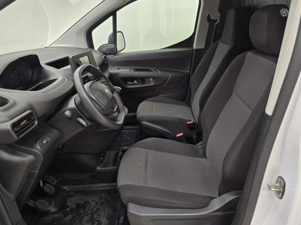 Balts Peugeot Partner 2023 Viļņa, ar dzinēja tilpumu 1.50 L un nobraukumu 76 tūkst. km par 12990 €, foto 10 vietnē AUTOMOTO.COM.LV