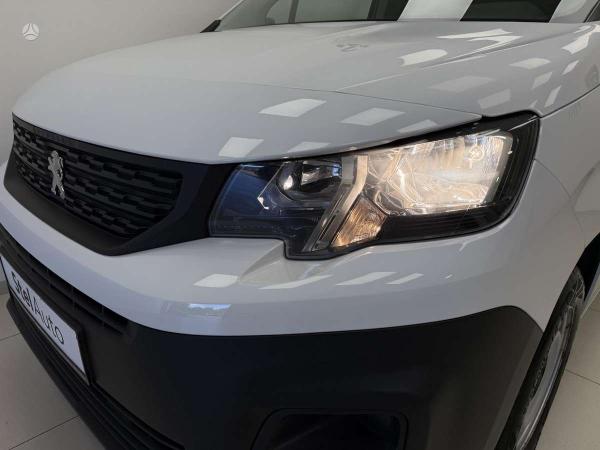 Balts Peugeot Partner 2023 Viļņa, ar dzinēja tilpumu 1.50 L un nobraukumu 83 tūkst. km par 12990 €, foto 4 vietnē AUTOMOTO.COM.LV