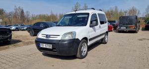 Balts Peugeot Partner 2005 Rīga, ar dzinēja tilpumu 1.40 L un nobraukumu 326 tūkst. km par 1250 €, foto 7 vietnē AUTOMOTO.COM.LV