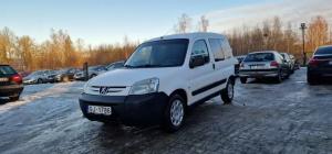 White Peugeot Partner 2007 in Valmiera, with an engine capacity of 1.40 L and mileage of 251 thousand km for 1350 €, photo 8 on AUTOMOTO.COM.LV