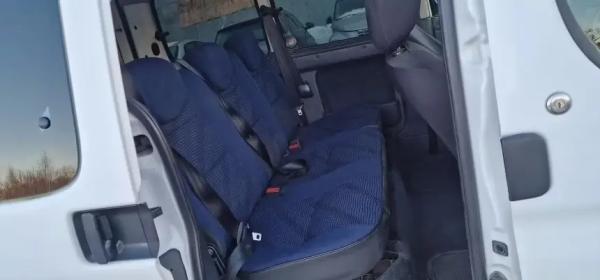 Balts Peugeot Partner 2007 Valmiera, ar dzinēja tilpumu 1.40 L un nobraukumu 251 tūkst. km par 1350 €, foto 10 vietnē AUTOMOTO.COM.LV