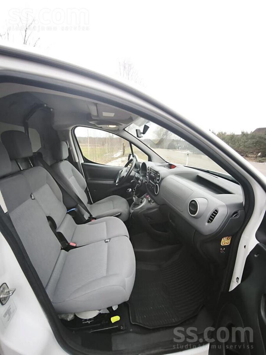 Balts Peugeot Partner 2013 Jūrmala, ar dzinēja tilpumu 1.60 L un nobraukumu 117 tūkst. km par 5950 €, foto 11 vietnē AUTOMOTO.COM.LV