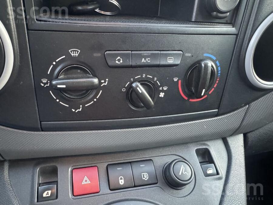 Balts Peugeot Partner 2013 Jūrmala, ar dzinēja tilpumu 1.60 L un nobraukumu 117 tūkst. km par 5950 €, foto 13 vietnē AUTOMOTO.COM.LV