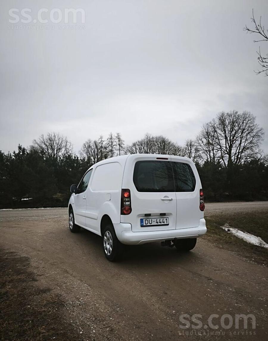 Balts Peugeot Partner 2013 Jūrmala, ar dzinēja tilpumu 1.60 L un nobraukumu 117 tūkst. km par 5950 €, foto 16 vietnē AUTOMOTO.COM.LV
