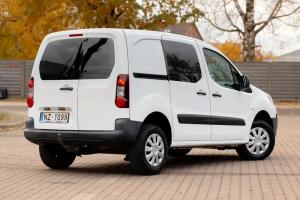 Balts Peugeot Partner 2015 Jelgava, ar dzinēja tilpumu 1.60 L un nobraukumu 264 tūkst. km par 6200 €, foto 7 vietnē AUTOMOTO.COM.LV