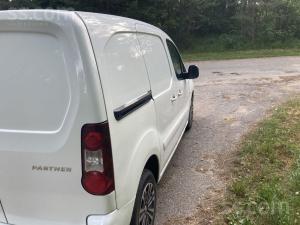 Balts Peugeot Partner 2016 Rēzekne, ar dzinēja tilpumu 1.60 L un nobraukumu 138 tūkst. km par 4700 €, foto 14 vietnē AUTOMOTO.COM.LV