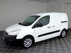 Balts Peugeot Partner 2016 Tallina, ar dzinēja tilpumu 1.60 L un nobraukumu 259 tūkst. km par 2599 €, foto 3 vietnē AUTOMOTO.COM.LV