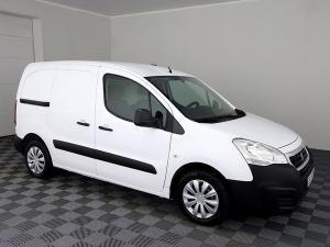 White Peugeot Partner 2016 in Tallinn, with an engine capacity of 1.60 L and mileage of 189 thousand km for 2799 €, photo  on AUTOMOTO.COM.LV