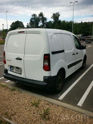 Balts Peugeot Partner 2017 Rīga, ar dzinēja tilpumu 1.60 L un nobraukumu 428 tūkst. km par 5400 €, foto 7 vietnē AUTOMOTO.COM.LV