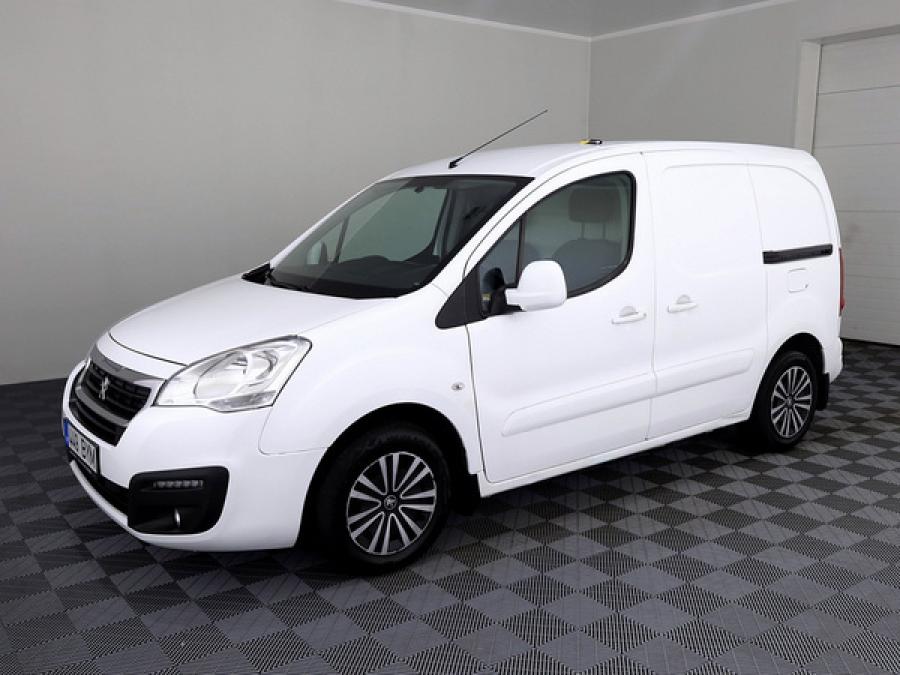 Balts Peugeot Partner 2018 Tallina, ar dzinēja tilpumu 1.60 L un nobraukumu 269 tūkst. km par 3199 €, foto 3 vietnē AUTOMOTO.COM.LV