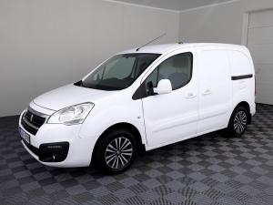Balts Peugeot Partner 2018 Tallina, ar dzinēja tilpumu 1.60 L un nobraukumu 269 tūkst. km par 3199 €, foto 11 vietnē AUTOMOTO.COM.LV