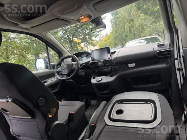 Balts Peugeot Partner 2020 Rīga, ar dzinēja tilpumu 1.50 L un nobraukumu 190 tūkst. km par 9500 €, foto 8 vietnē AUTOMOTO.COM.LV
