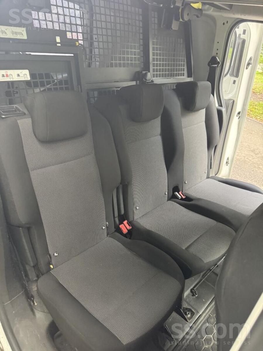 Balts Peugeot Partner 2020 Rīga, ar dzinēja tilpumu 1.50 L un nobraukumu 190 tūkst. km par 9500 €, foto 9 vietnē AUTOMOTO.COM.LV