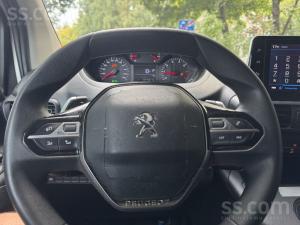 Balts Peugeot Partner 2020 Rīga, ar dzinēja tilpumu 1.50 L un nobraukumu 190 tūkst. km par 9500 €, foto 21 vietnē AUTOMOTO.COM.LV