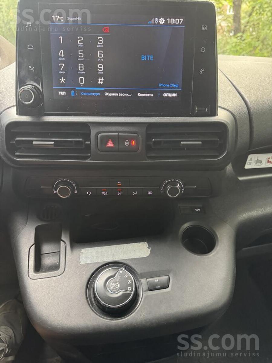 Balts Peugeot Partner 2020 Rīga, ar dzinēja tilpumu 1.50 L un nobraukumu 190 tūkst. km par 9500 €, foto 22 vietnē AUTOMOTO.COM.LV